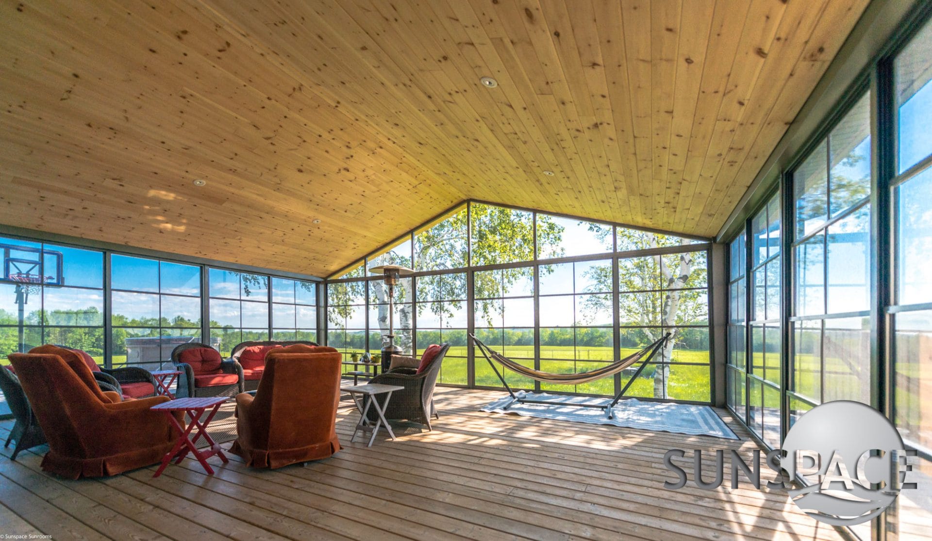 Sunroom Model 200 - Tropical Sunrooms